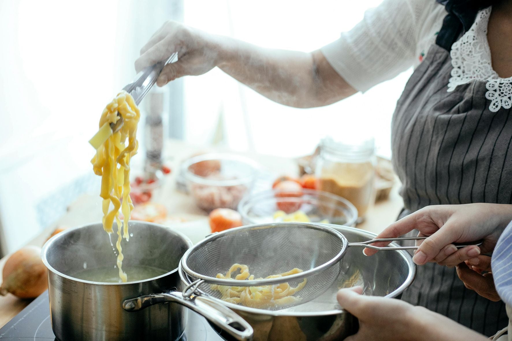 Strainers for Kitchen: Types, Uses, and Tips for Choosing the Best One ...
